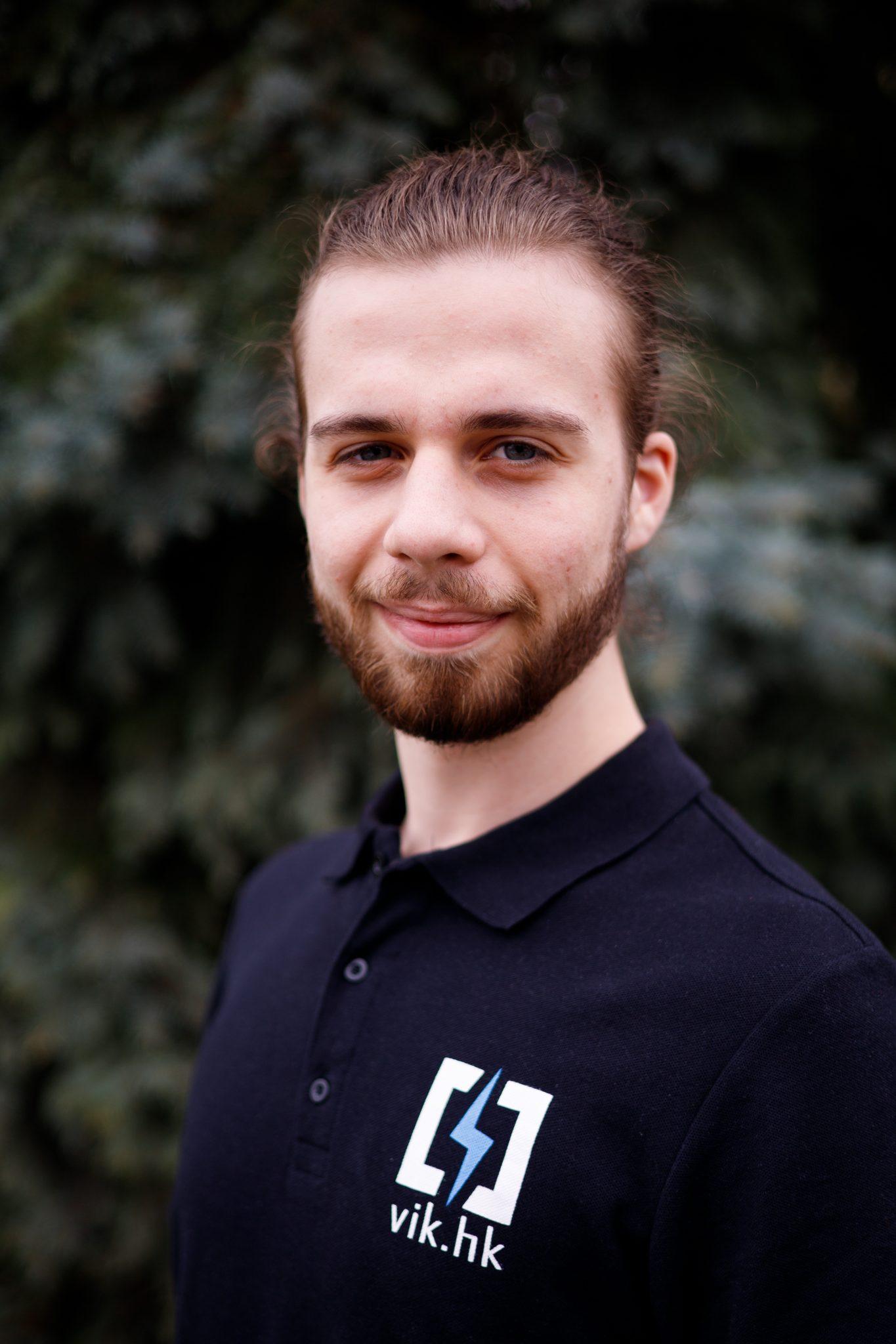 Halasi Péter András – VIK HK